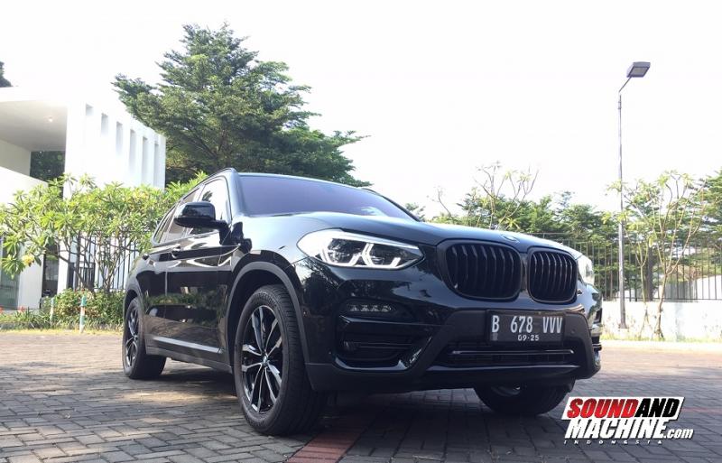 Usung Konsep OEM, Alpine UTX-A09 Jadi Resep Suara Merdu di BMW X3 Ini