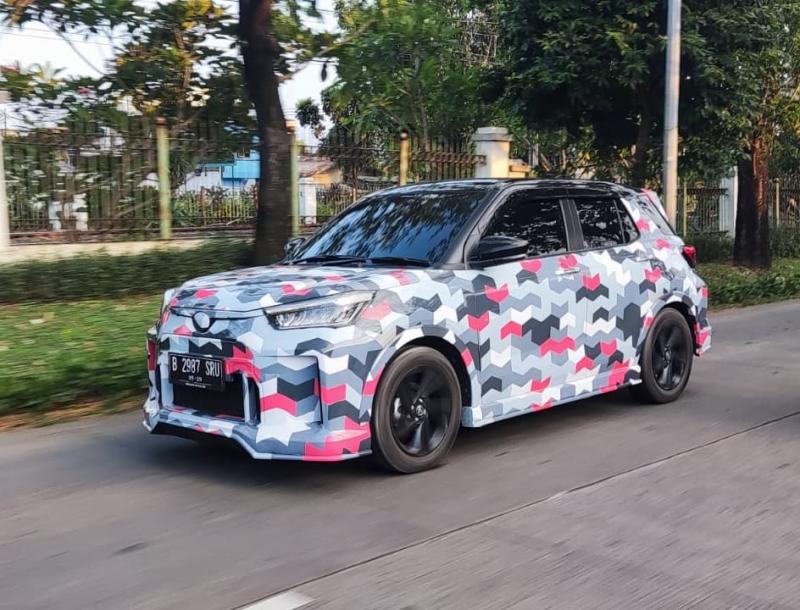 Dibanderol Rp 14 Jutaan, Ini Body Kit RH Performance Toyota Raize ...