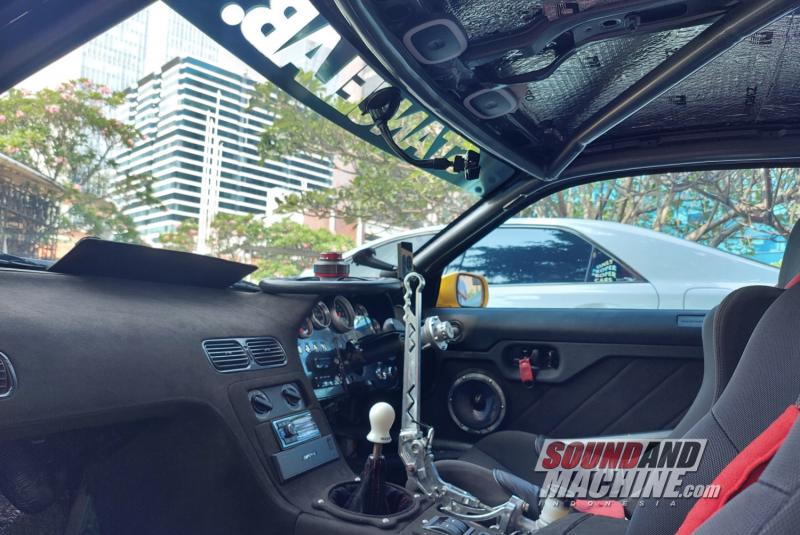 Punya Tampilan Modern, Head Unit Alpine UTX-M06 Cocok untuk Upgrade ...
