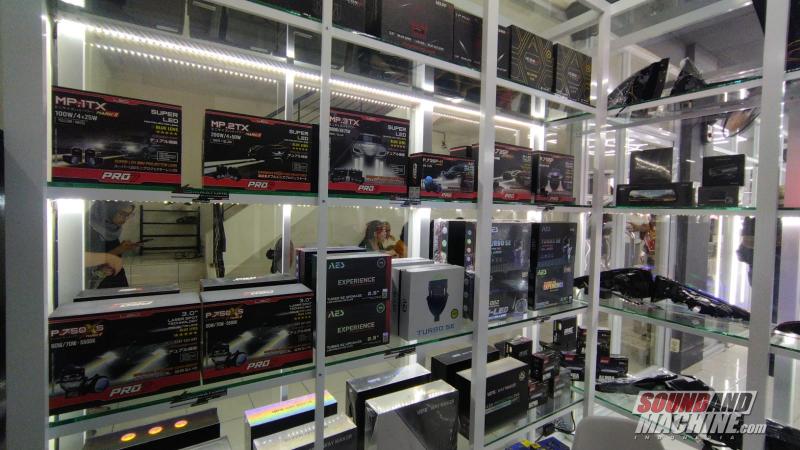 Siap Manjakan Penggemar Modifikasi Area Cibubur, Gerai XSignature Auto ...