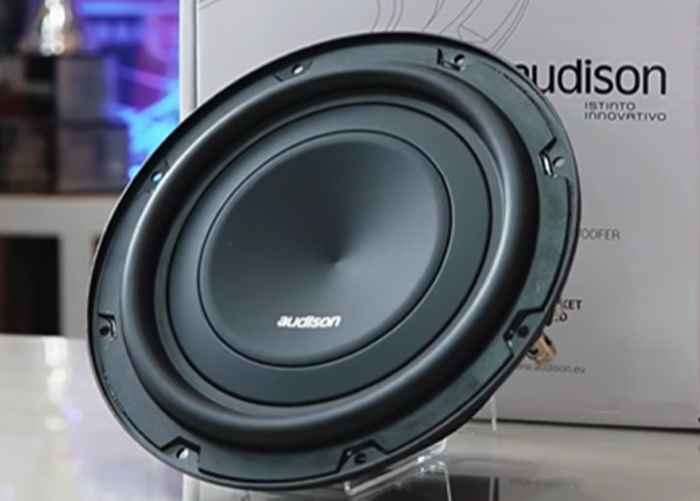 Cocok di Innova Zenix, Subwoofer ini Dimensinya Kompak Suara Lebih ...