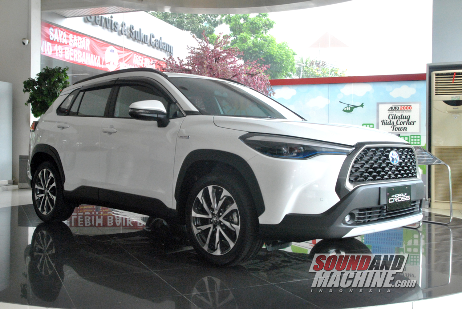 First Impression Toyota Corolla Cross, Banyak Kejutan Di Balik ...